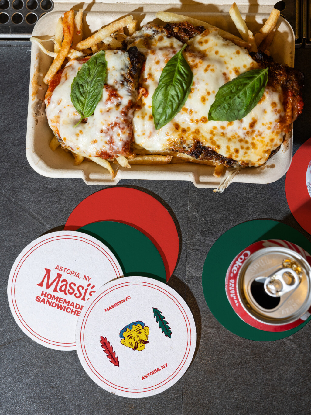 Massis Italian Sandwich Shop Brand Identity | Saint-Urbain